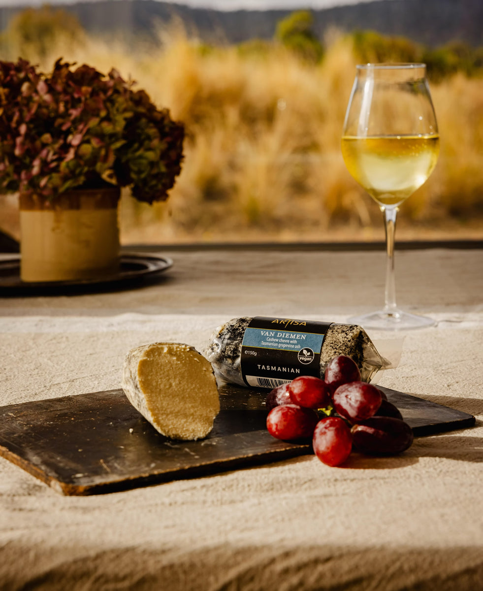 Artisa Vegan Cheese 150g - Van Diemen Ashed Cherve – La Vida Vegan