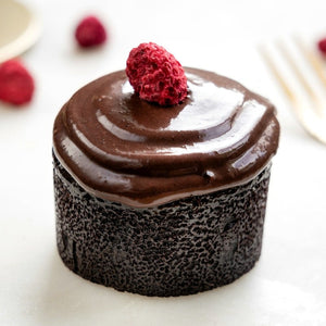 Mahadeva's Kitchen Rich Ganache Cake W/ Raspberry – La Vida Vegan